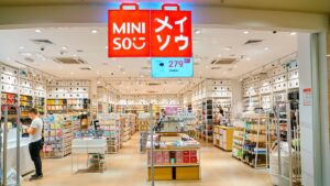 Miniso apuesta por personalización y los snacks para hacer frente a ...